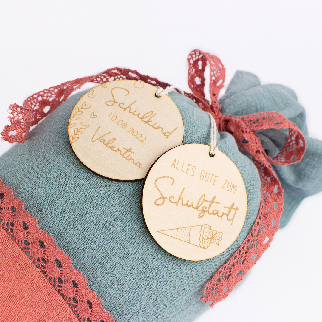 2er Set Anhänger Holz | Einschulung | Wunschname und Datum | DeinLieblingsteil